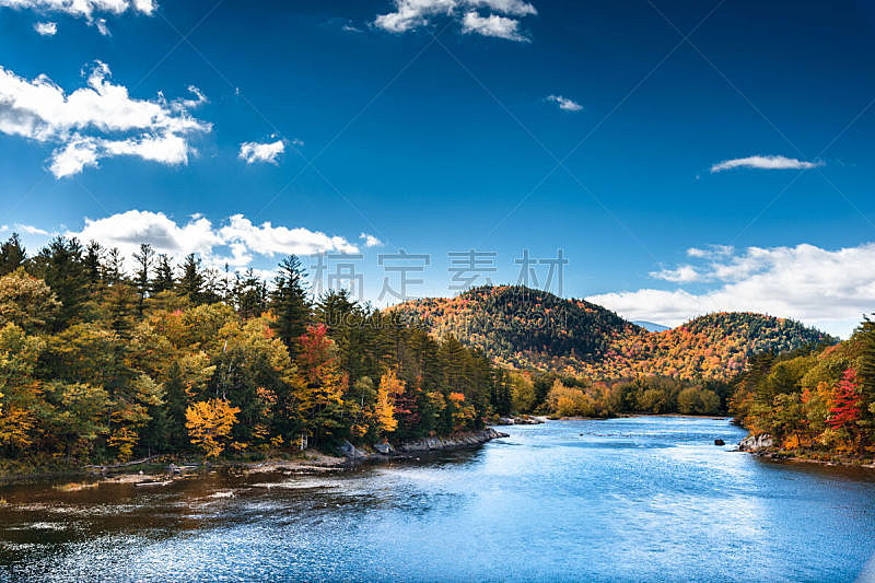 白杨类,薄荷科,旅途,环境,加拿大,湖,水灾,户外,天空,亚伯拉罕湖图片素材下载-稿定素材